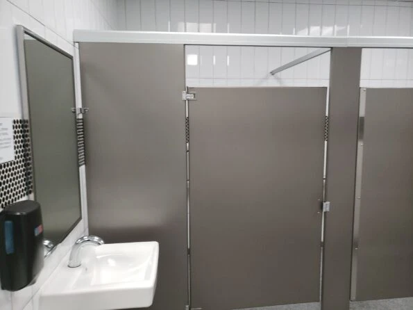 Bathroom Partitions - PartitionKing.com