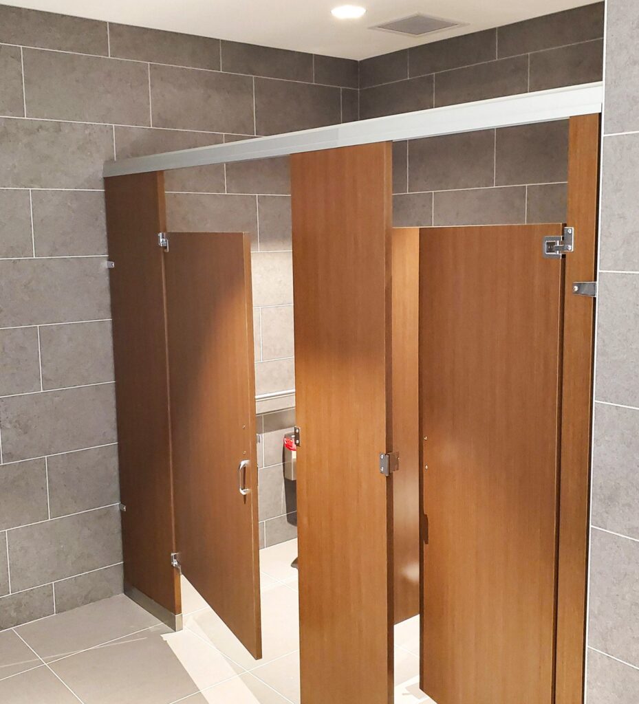 Do Plastic Laminate Toilet Partitions Come in a Variety of Colors?
