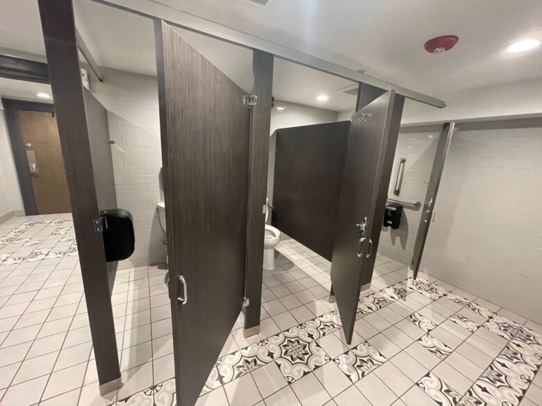 Do Plastic Laminate Toilet Partitions Come in a Variety of Colors?